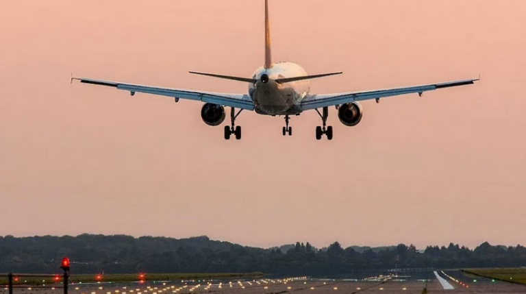 Pakistan Extends Airspace Ban on Indian Aircraft as Dispute Enters 11th ...